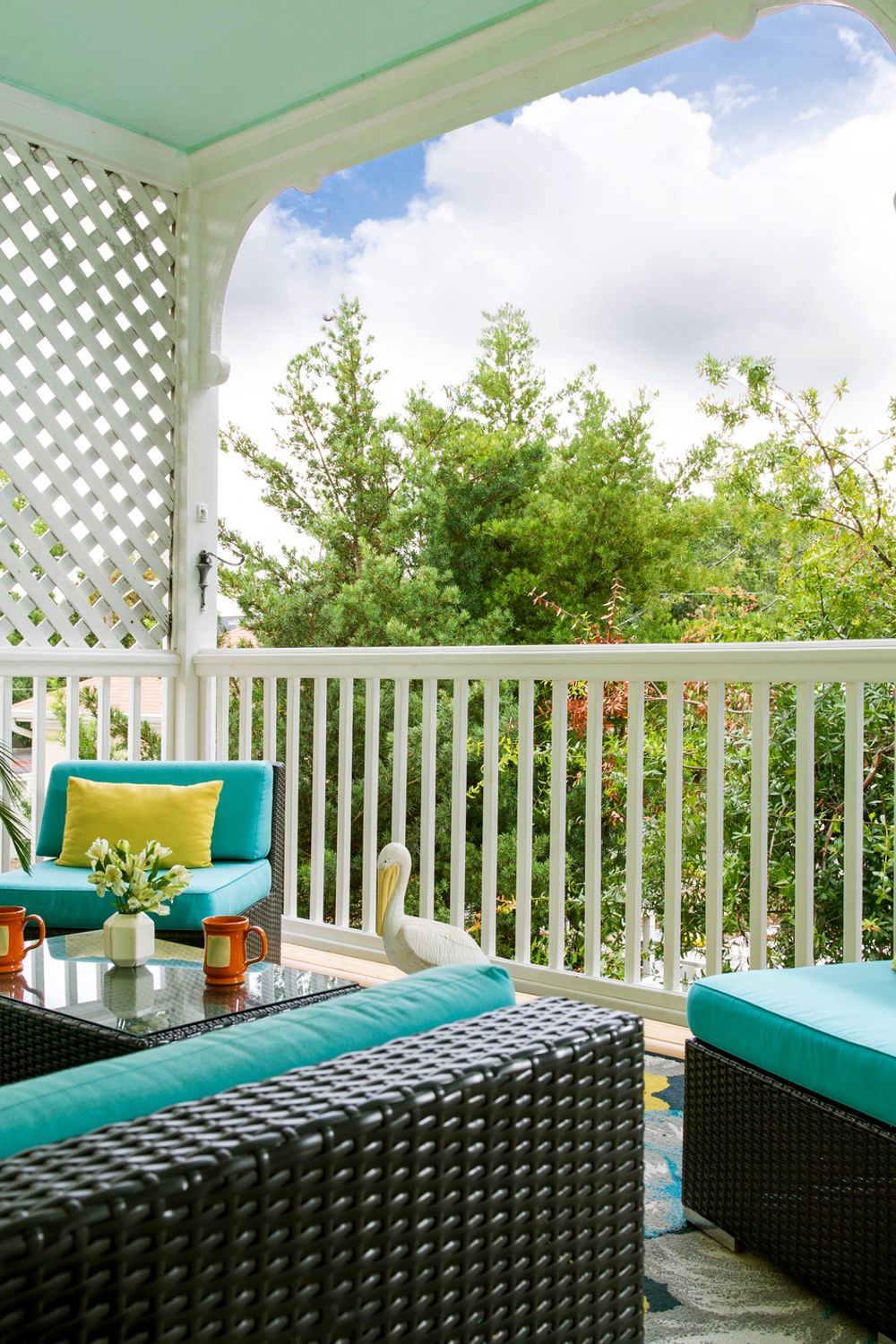 9 Decorative Lattice Ideas for a Charming Interior or Exterior