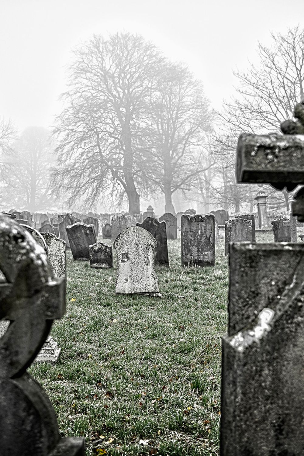10 Most Haunted (and Creepy) Cemeteries Worldwide