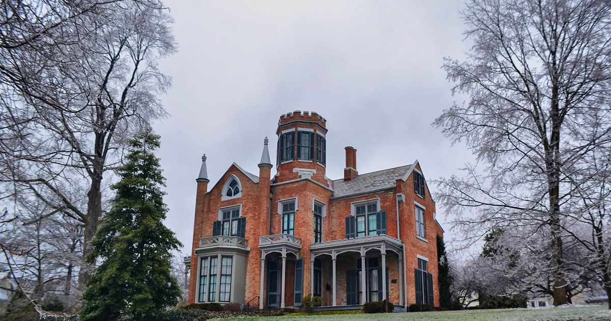 Haunted Houses in Ohio: 4 Scary Yet Fascinating Places