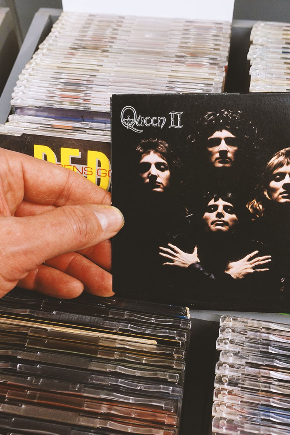 9 Queen Album Covers That'll Rock You