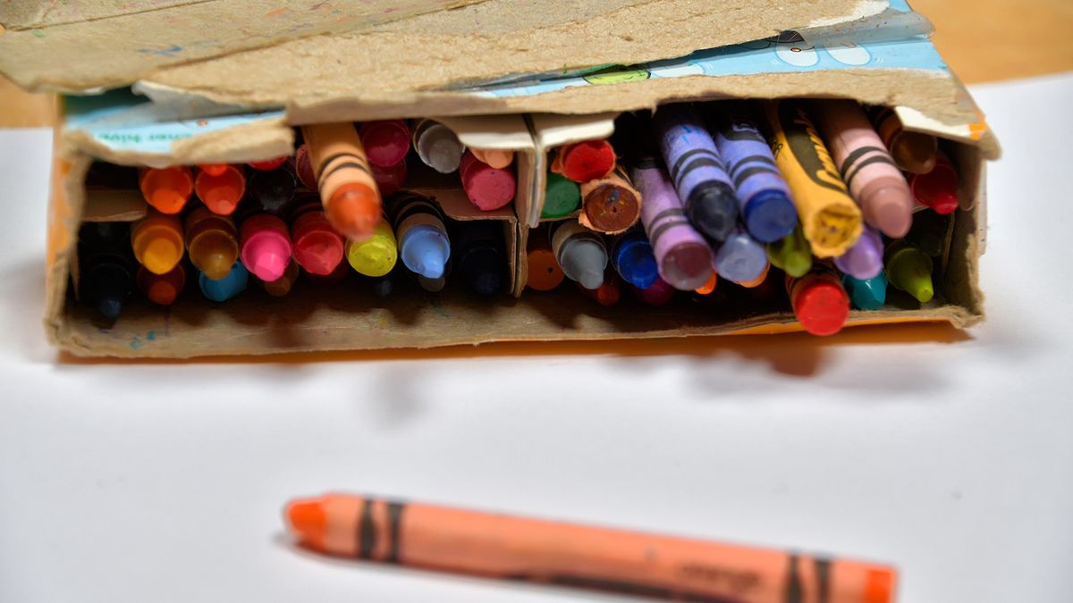 Crayola's Graveyard: Dandelion Crayon & Other Retired Colors